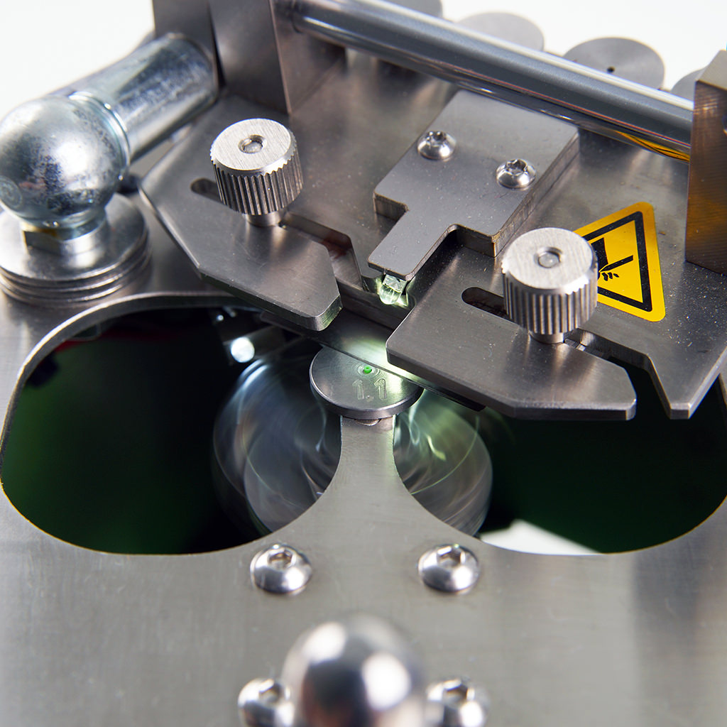 Devices for cable sample preparation ORC Micro