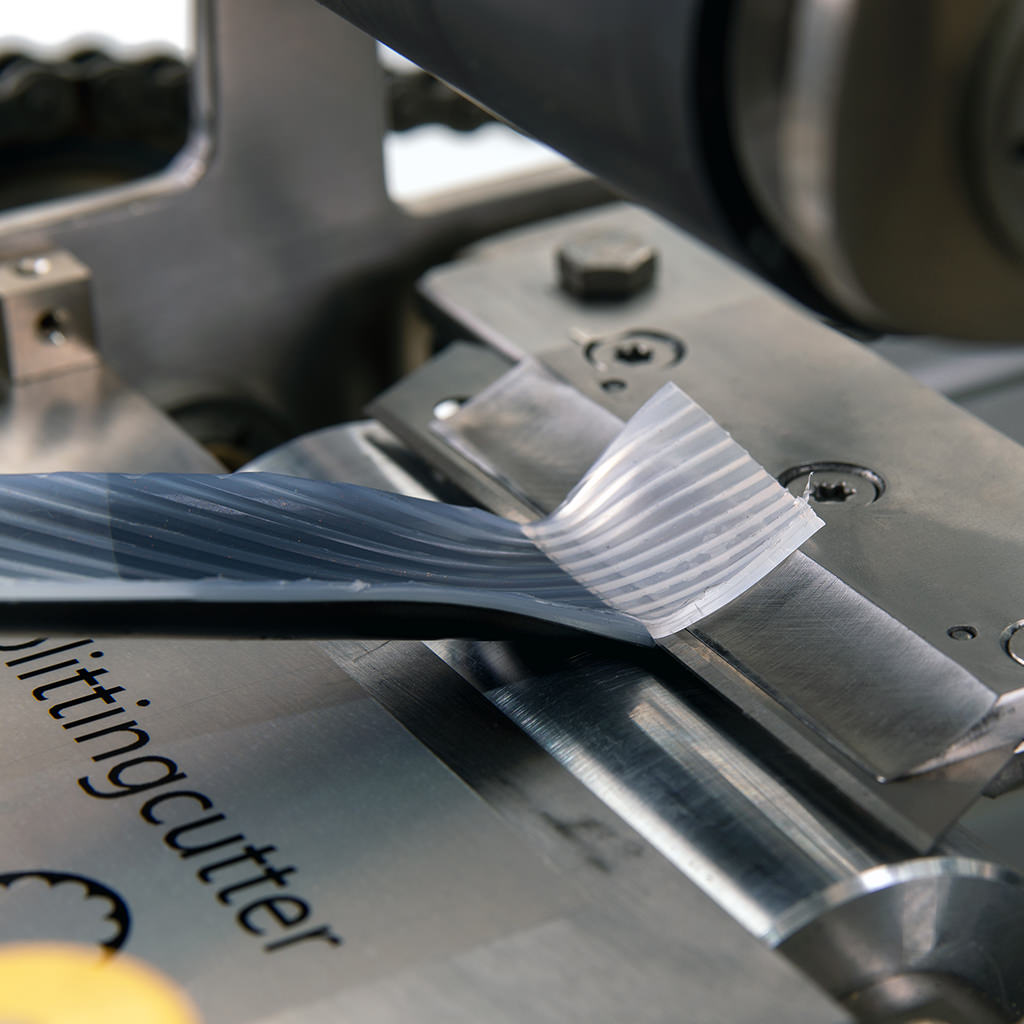 Devices for cable sample preparation Splitting Cutter